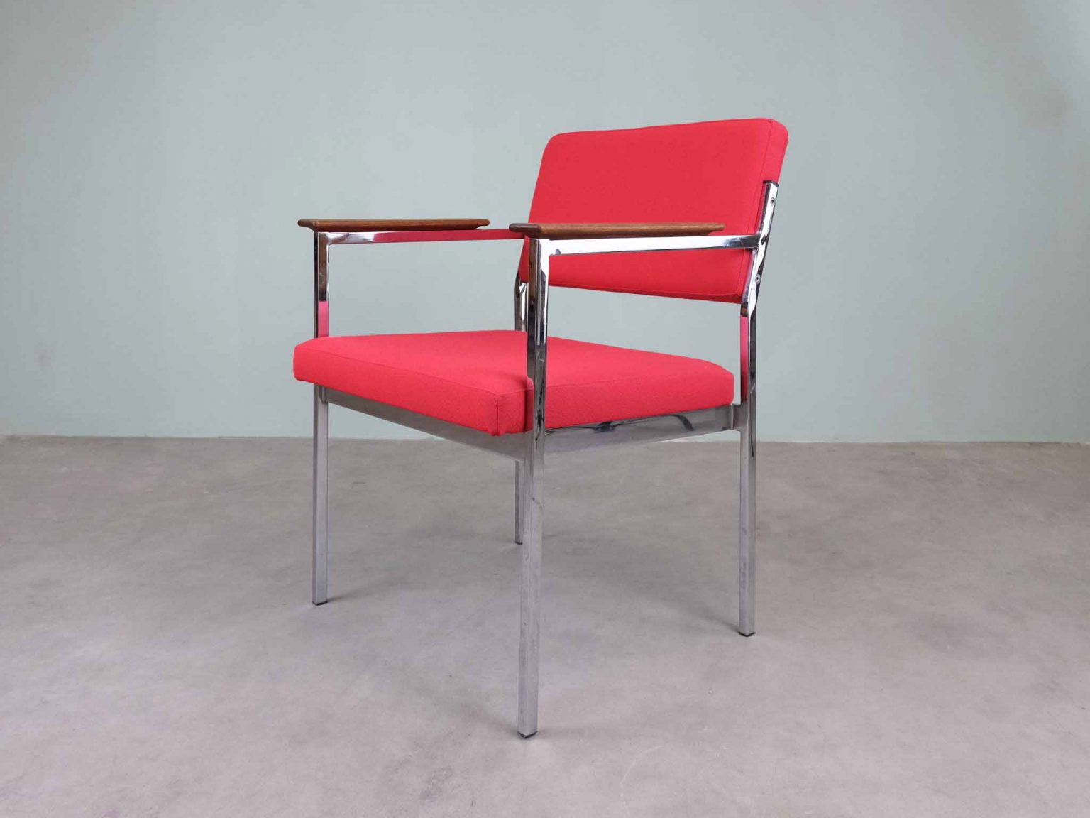 "Drabert" Stuhl - tidløs-design